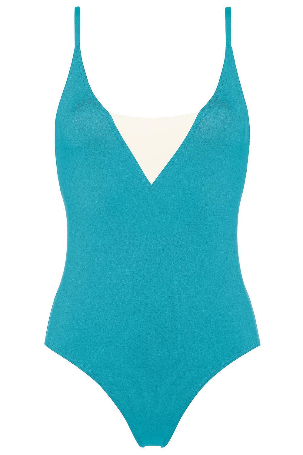 Entrevue One Piece | ERES – Marissa Collections